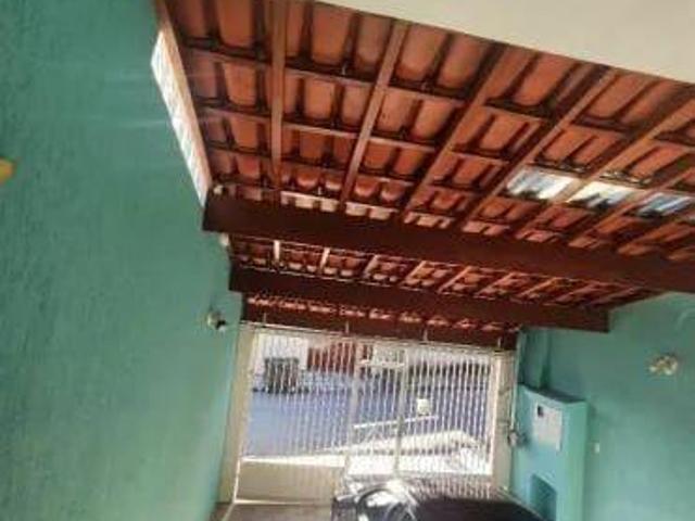 Casa com Edícula na Zona Leste