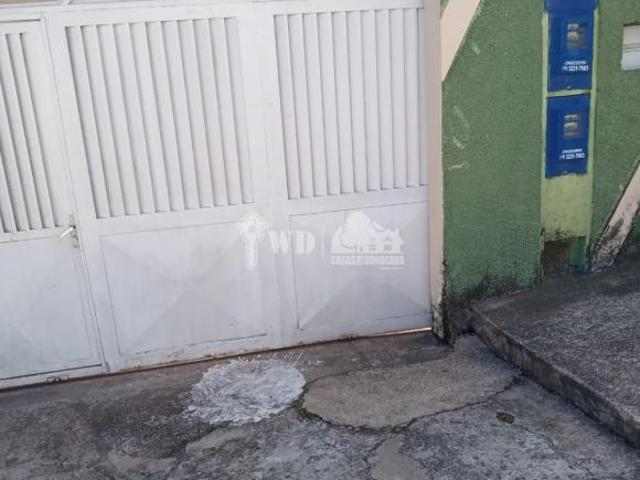 CASA COM EDICULA NO BAIRRO VOSSOROCA EM VOTORANTIM/SP
