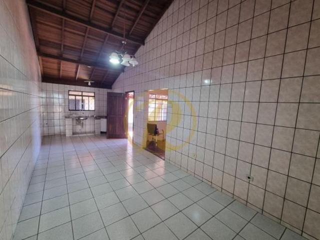 Casa com edícula nos Fundo Bairro Santa Rita