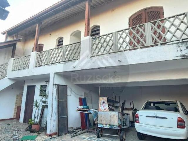 Casa com edícula nos fundos frente mar Gaivotas Itanhaém/SP