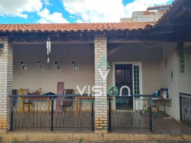 Casa com Edícula à Venda em Vicente Pires