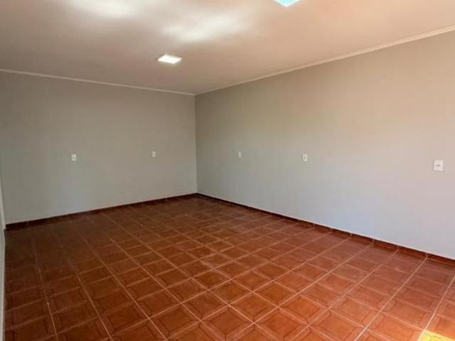 Casa com edícula à venda no Parque Novo Mundo em Americana | 3 dormitórios | Terreno 450 m²