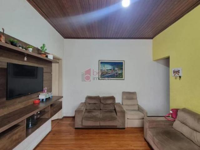 CASA COM EDÍCULA À VENDA NA VILA ARENS JUNDIAÍ/SP