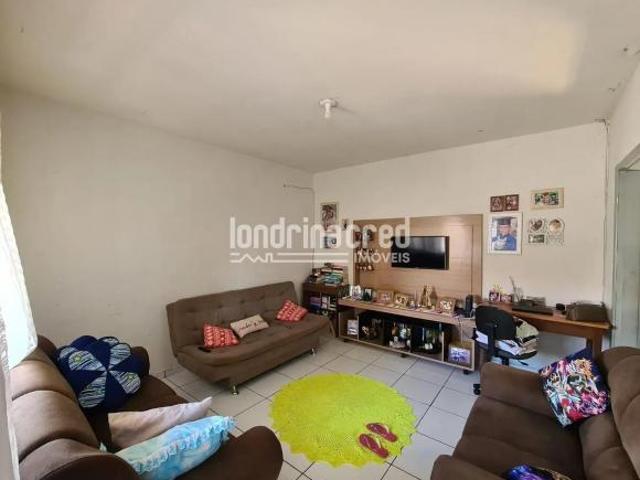 Casa com edícula à venda na Vila Paglia 3 quartos, 160m² construídos, terreno amplo, ótima localiza