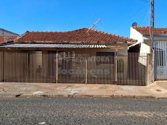 Casa com Edícula Bairro Solo Sagrado