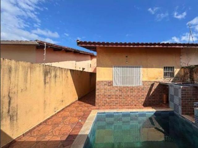 Casa com Edícula Completa, Piscina e Suíte a Apenas 600 Metros da Praia no Cibratel 2! ️️