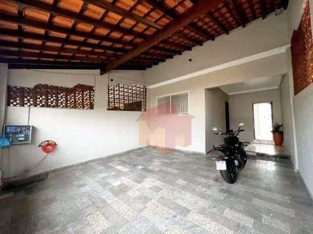 Casa com Edícula de 3 dormitórios à venda, por R$ 600.000