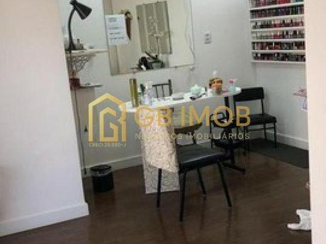 Casa com Edícula e Ponto Comercial Centro Itupeva/Sp GB6945