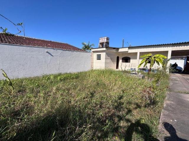 Casa com Edícula e Terreno de 420m² no Cibratel 2