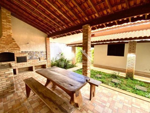 Casa com edícula em Peruíbe