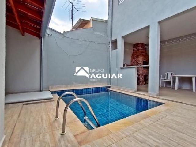 Casa com Edícula Independente e Piscina em Valinhos