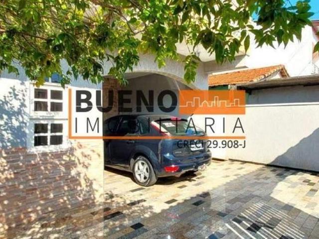 Casa com edícula para venda com 3 quartos sendo 1 suíte, 2 vagas, no bairro Jardim Europa I Santa