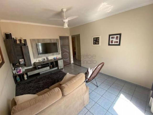 CASA COM EDÍCULA PARA VENDA CIDADE NOVA I JUNDIAÍ SP