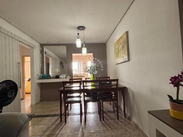 CASA COM EDICULA PARA VENDA NO JARDIMA PACAEMBU I EM JUNDIAÍ/SP