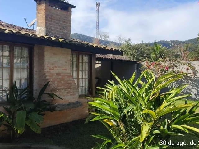 CASA COM EDICULA Venda São Sebastião SP Boiçucanga
