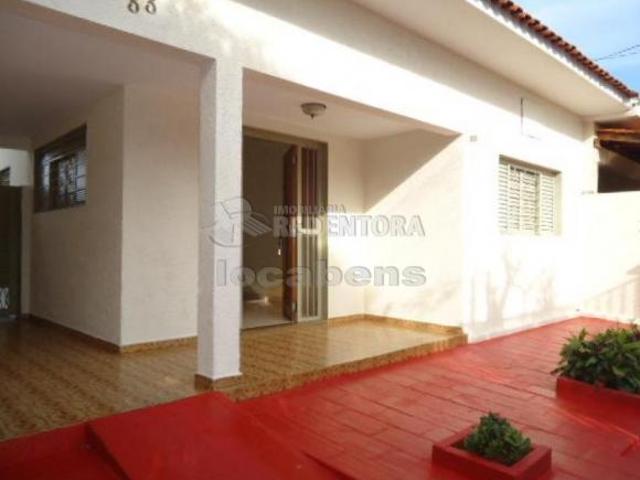 Casa com edícula Vila Santa Isabel