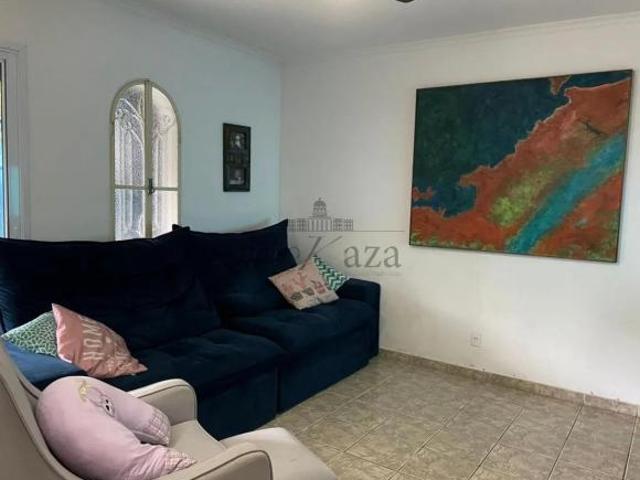 Casa com Edícula Vista Verde 5 Dormitórios 190m² Estuda permuta