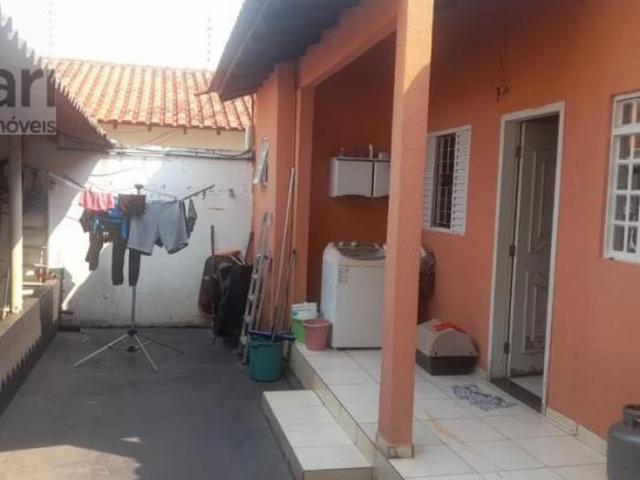 casa com edicula