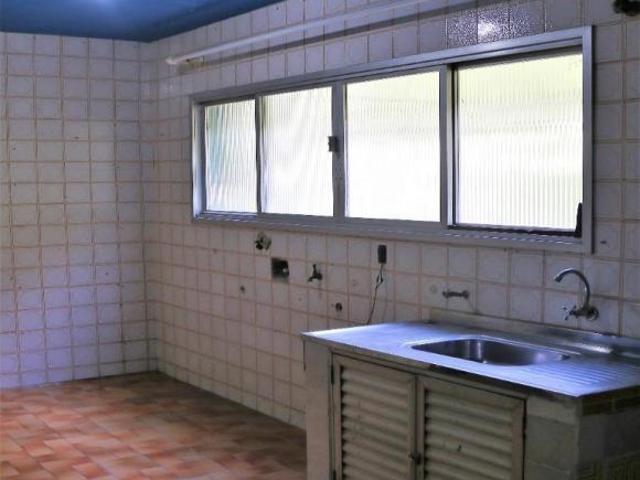 Casa com Enorme Potencial Construtivo | 270m² | 03 Suítes | 04 Vagas