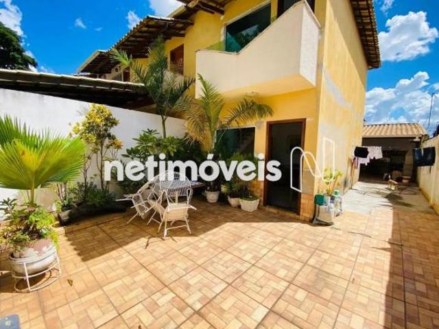 Casa com entrada Individual bem localizada próxima Lagoa da Pampulha
