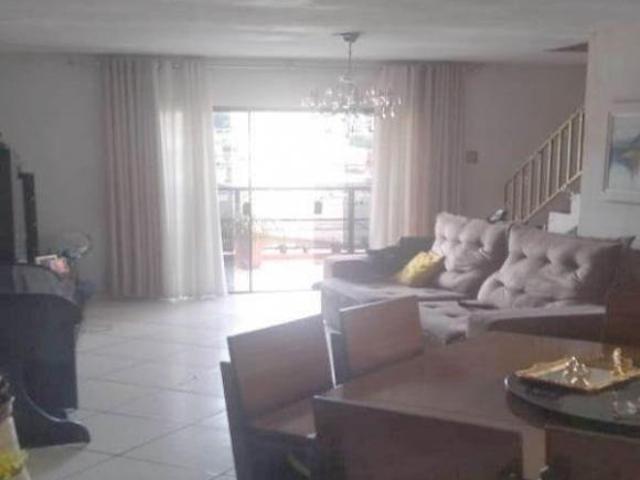 Casa com Escritura a Venda no Jardim Zaira 03 Mauá