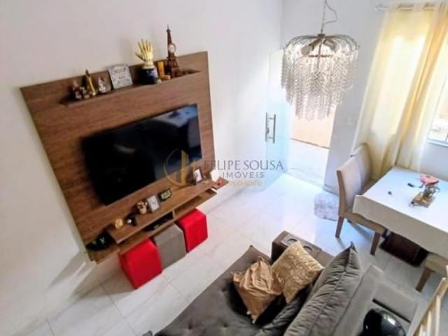 CASA COM EXCELENTE ACABAMENTO AREA GOURMET PRONTA 2 QUARTOS E 1 VAGA