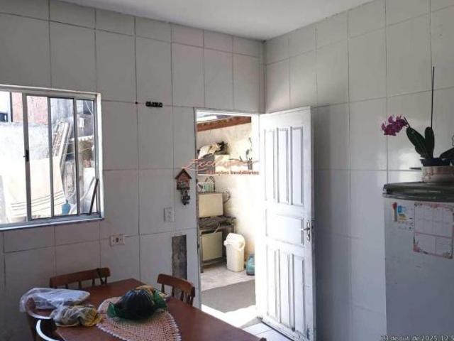 Casa com Excelente Localização em Ferraz de Vasconcelos – Em Frente ao Parque | 2 Dormitórios + Gara