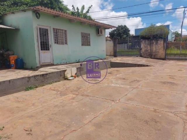 Casa com excelente potencial comercial e de investimento