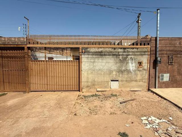 Casa com Excelente Terreno em Luziânia – Próximo à BR 040