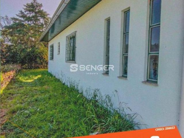 CASA COM EXCELENTE TERRENO NO UNIVERSAL