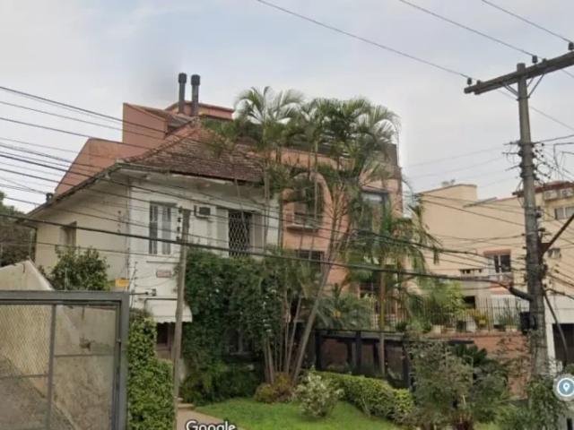 Casa com excelente terreno no bairro Rio Branco