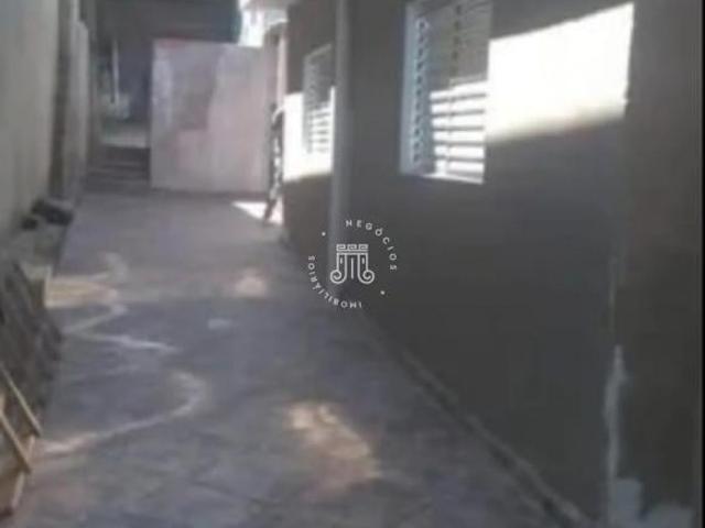 CASA COM EXCELENTE TERRENO NO BAIRRO VILA RUY BARBOSA EM JUNDIAÍ/SP