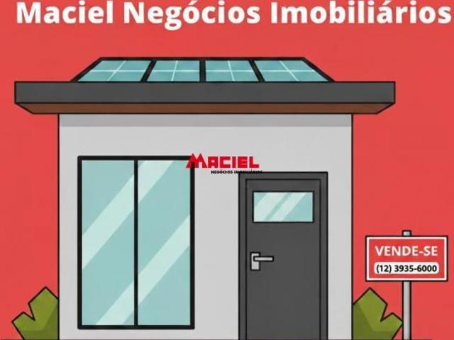 CASA COM GARAGEM