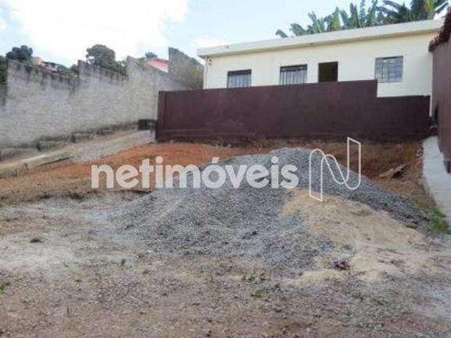 Casa com Habite se à venda no Bairro Parque São Pedro Venda Nova !