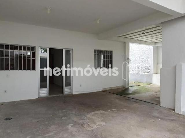 Casa com Habite se à Venda no Concórdia, BH | 4 Vagas e Lazer!