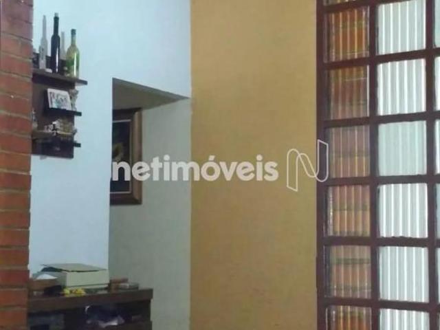 Casa com Habite se a venda no Madre Gertrudes
