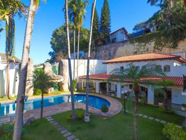 Casa com infraestrutura e lazer completos!