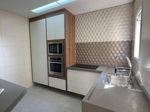 Casa com jacuzzi no quintal à venda no Condomínio Firenze no Bairro Vila progresso, em Sorocaba/SP