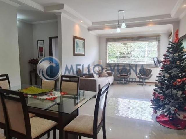 Casa com lazer coberto 3 quartos 1 suite