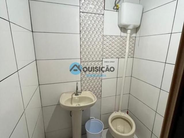 Casa com Loja à venda, 2 Quartos