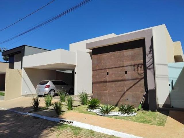 CASA COM LOTE DE 400m2 SENDO 03 SUÍTES COM PISCINA E CHURRASQUEIRA 98150 8787