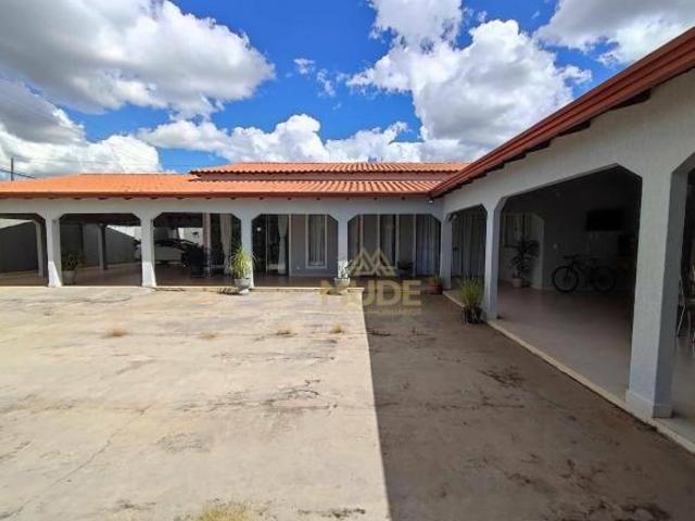 Casa com lote de 700m² + espaço comercial | Setor de Mansões | R$690 mil, Aceita imóvel de menor val