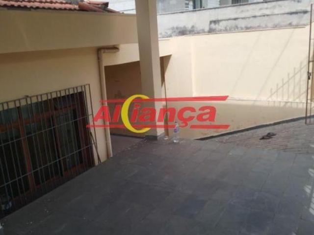 Casa com lote inteiro