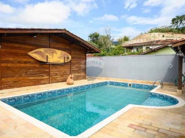 Casa com matricula em Ilhabela