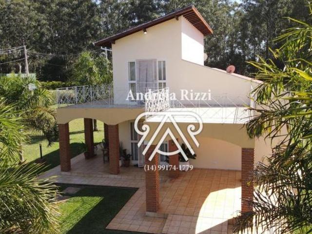 Casa com mezanino, varanda e pomar — 197 m² À venda Santa Bárbara Resort Residence Águas de Sa