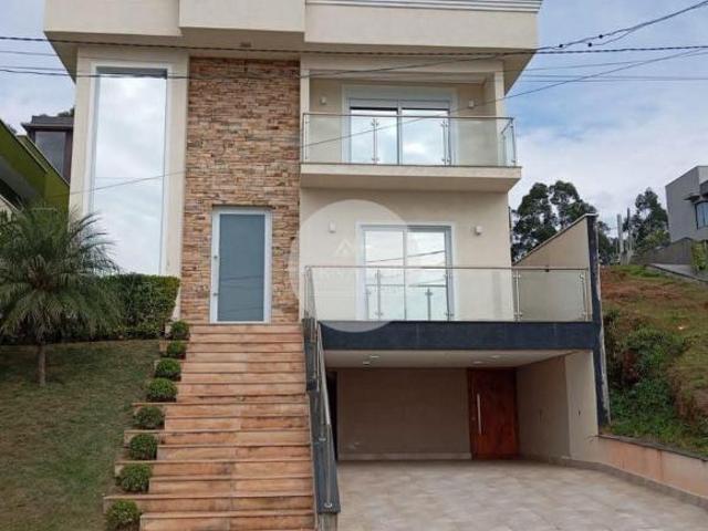 Casa com moveis planejados no Reserva Santa Anna