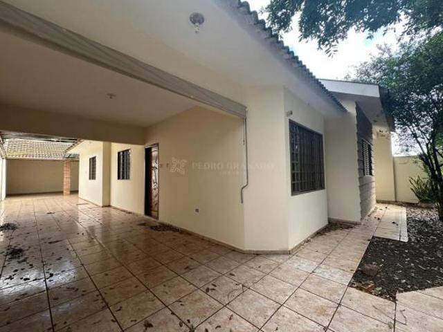 Casa com muito espaço !