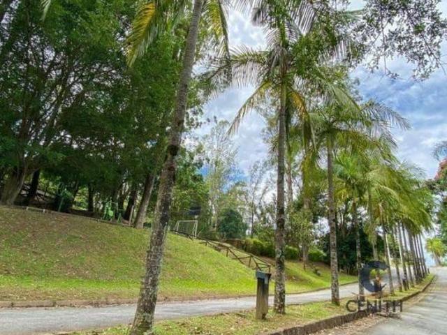 CASA COM OBRA INACABADA 514m2 EXCELENTE OPORTUNIDADE NO COND. PALOS VERDES