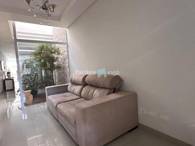 CASA COM OFURÔ E CLOSET JD. TÓQUIO
