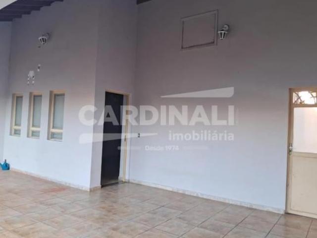 Casa com ótima localização, a 5 minutos do centro da cidade!